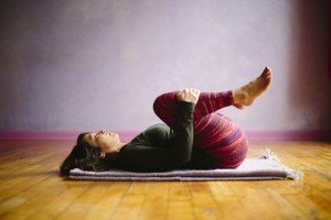 5 Gentle Yoga Poses for Digestion After a Big Meal - Sonima