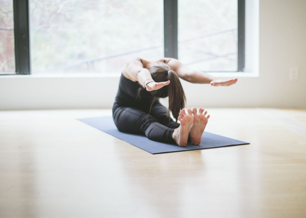 A Pilates Sequence for Building a Strong Core - Sonima
