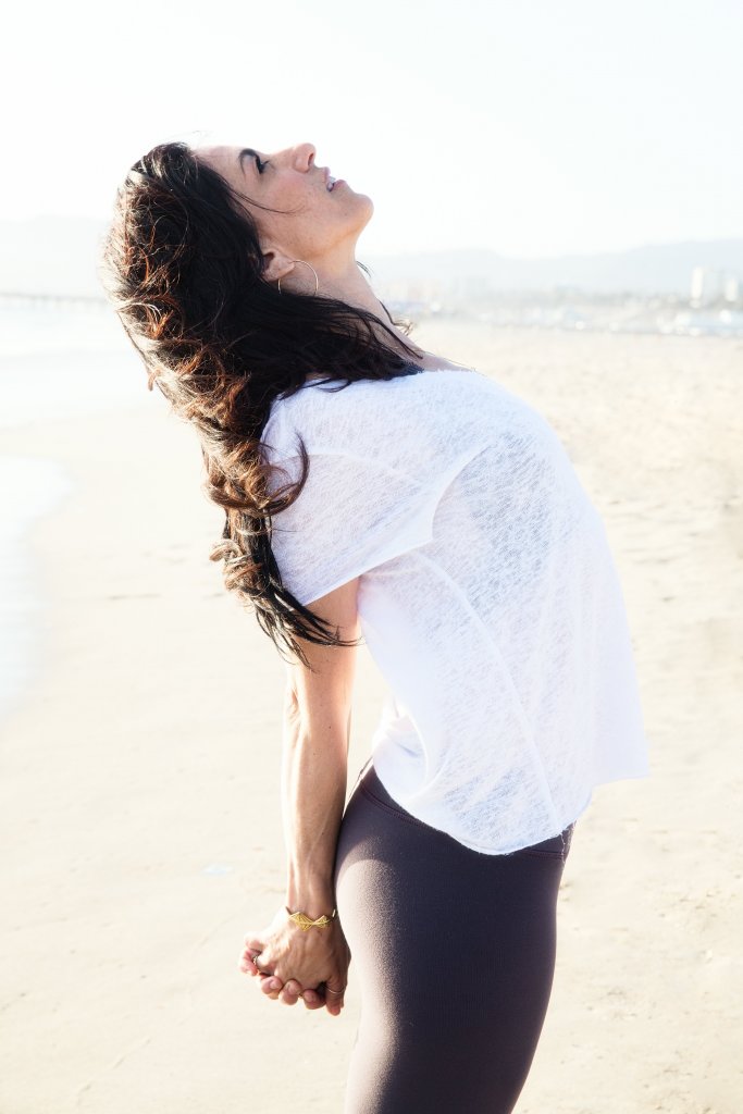 5 Simple Yoga Postures to Maximize Happiness - Sonima